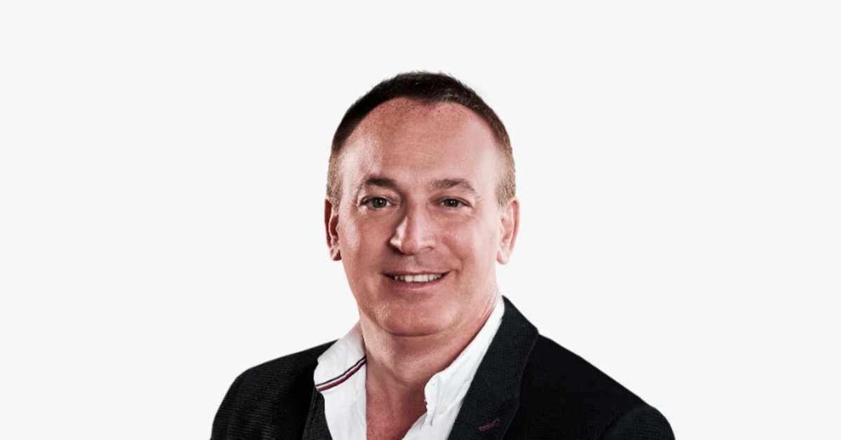 Lending a Hand: How Jonathan Jay Hopes to Assist Others in Starting and Growing Businesses - LA ...