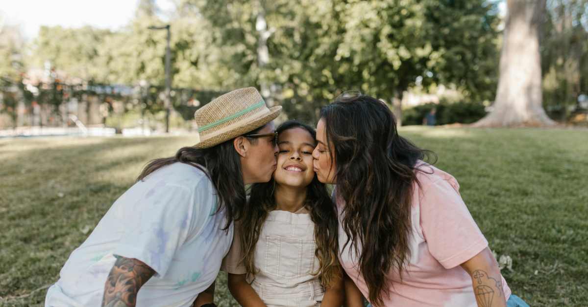 Pair-Bonding in Humans: Evolutionary History of 'Monogamy' - LA Progressive