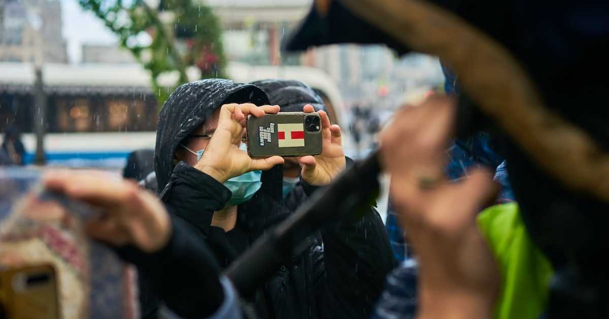The Role of Online Presence in Modern Political Campaigns - LA Progressive