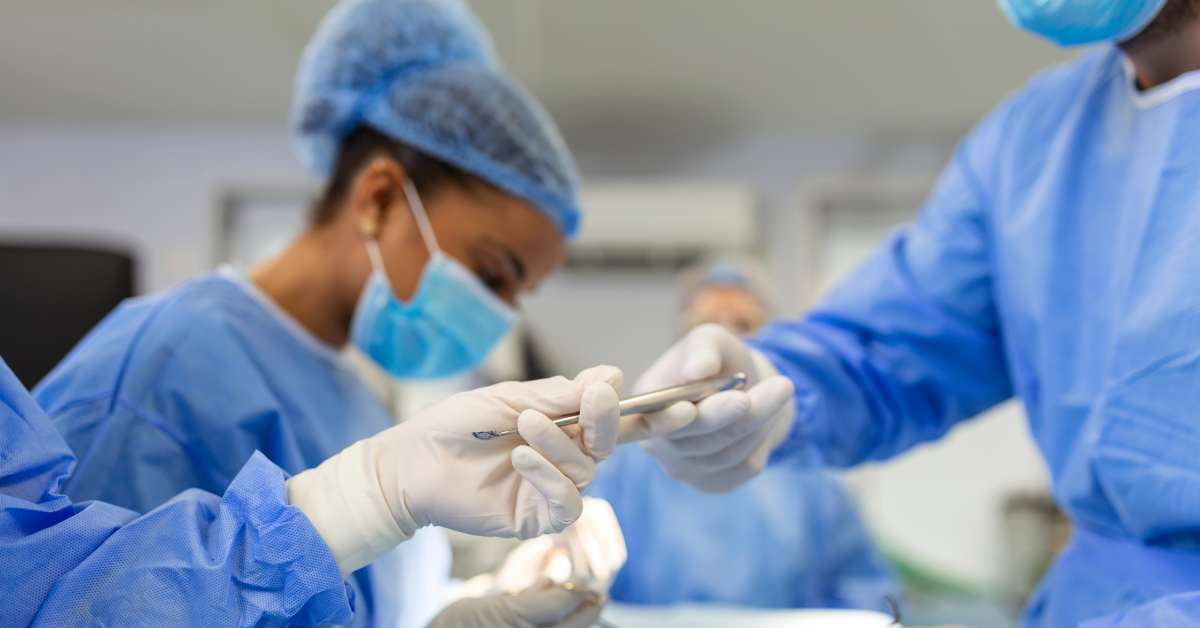 Dr. Nazmi Baycin’s Surgical Artistry Tackles the Hidden Pain of Stretch ...