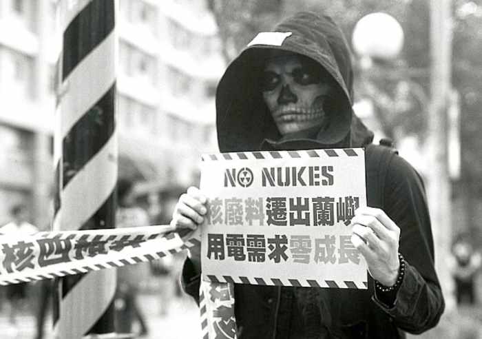 From the Partial Test Ban Treaty to a Nuclear Weapons-Free World - LA ...