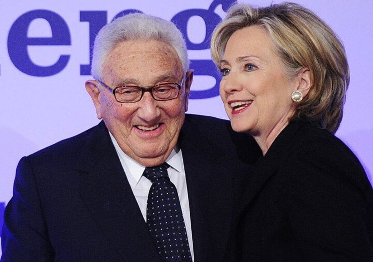 Hillary and Henry: Should Kissinger Mentor a Presidential Candidate ...