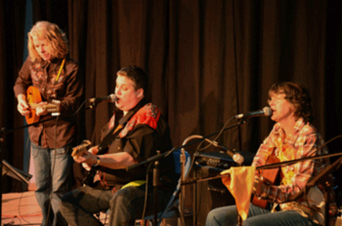 Roxie Watson Band Honors Bluegrass Legend Hazel Dickens - LA Progressive