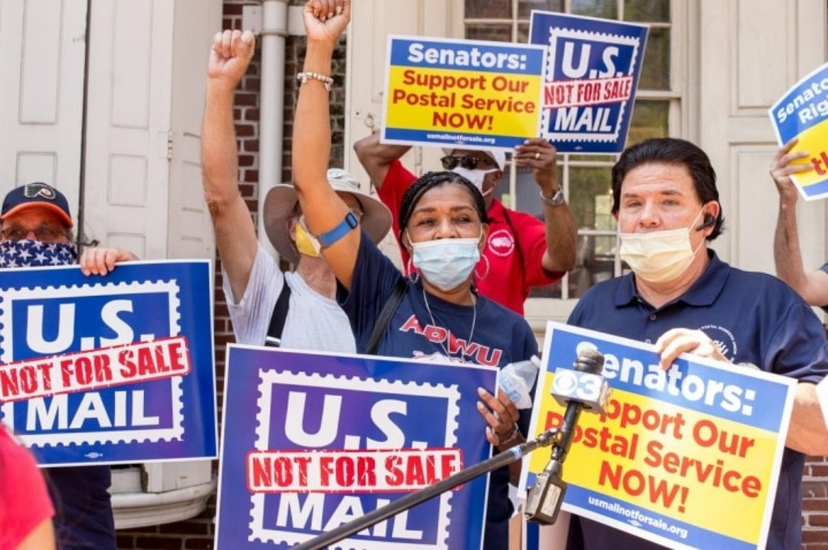 Defending the Postal Service - LA Progressive