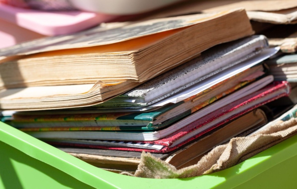 Don t Throw Away Your Old Books Here s How To Get Them Picked Up For don-t-throw-away-your-old-books-here-s-how-to-get-them-picked-up-for