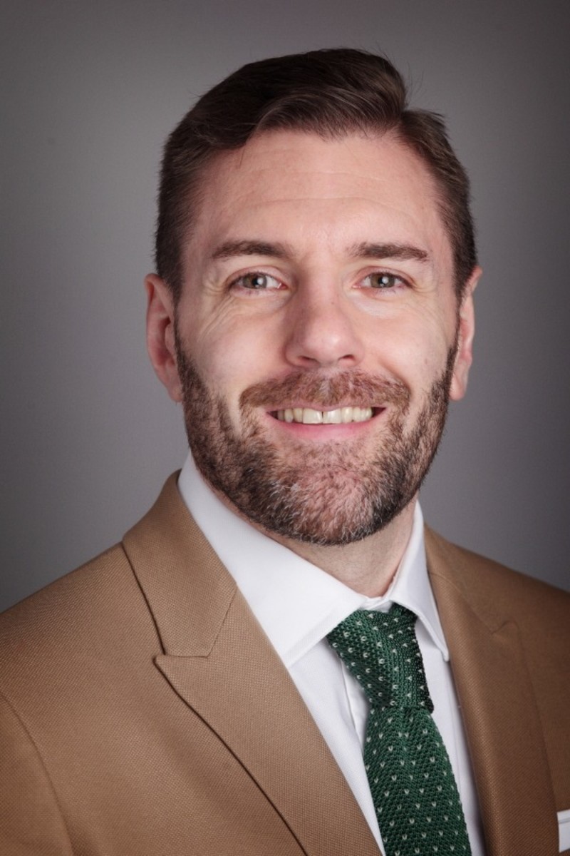 What Makes Alex Grove Stand Out - LA Progressive