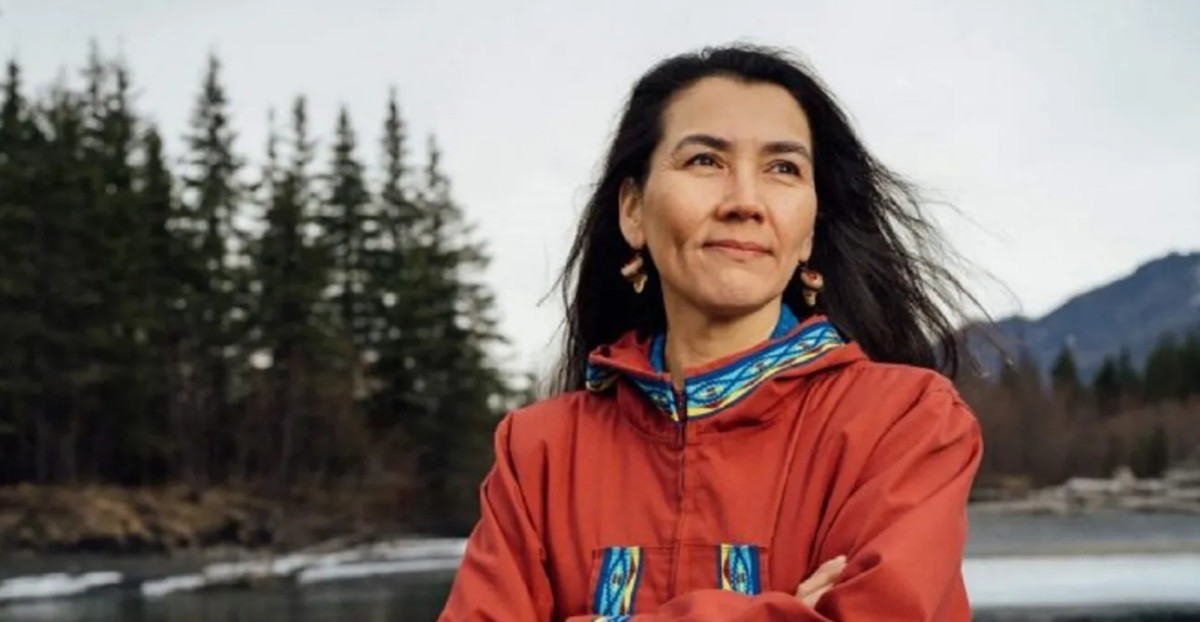 Why Democrat Mary Peltola Beat Sarah Palin - LA Progressive